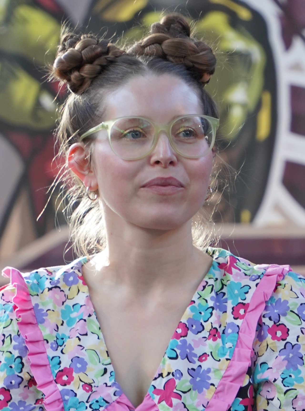 Jessie Cave: A Rising Star in the Entertainment Industry – CFS News