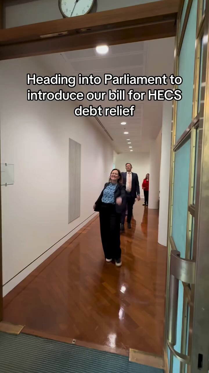 Understanding the HECS Debt Relief Bill – CFS News