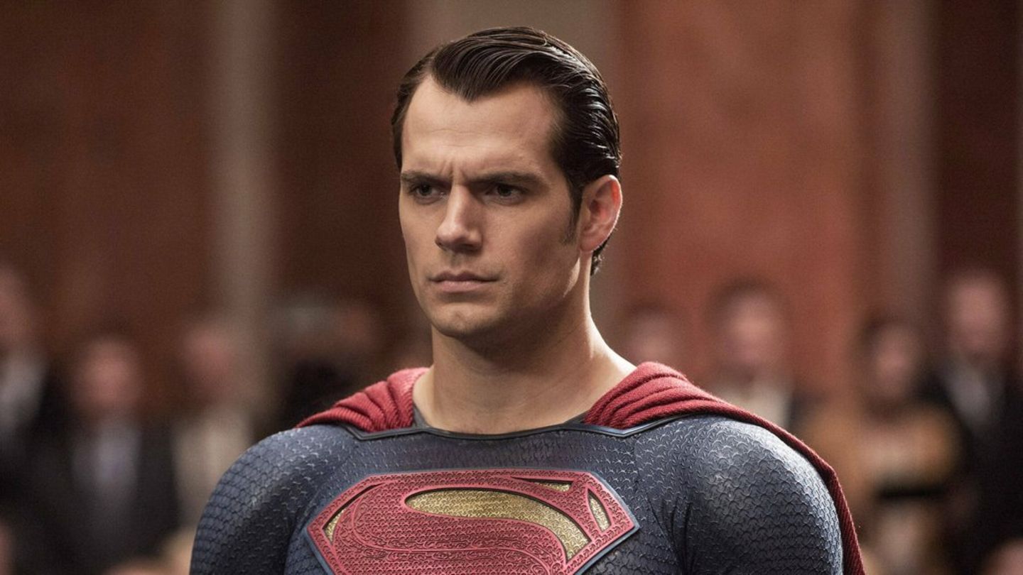 Henry Cavill’s Return as Superman: What to Expect – CFS News