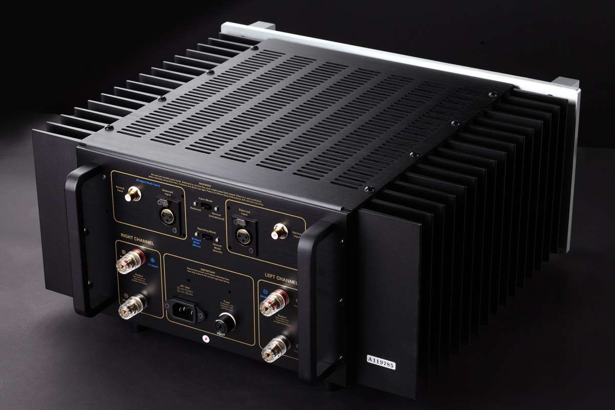 Usher: The Evolution of an Icon – CFS News