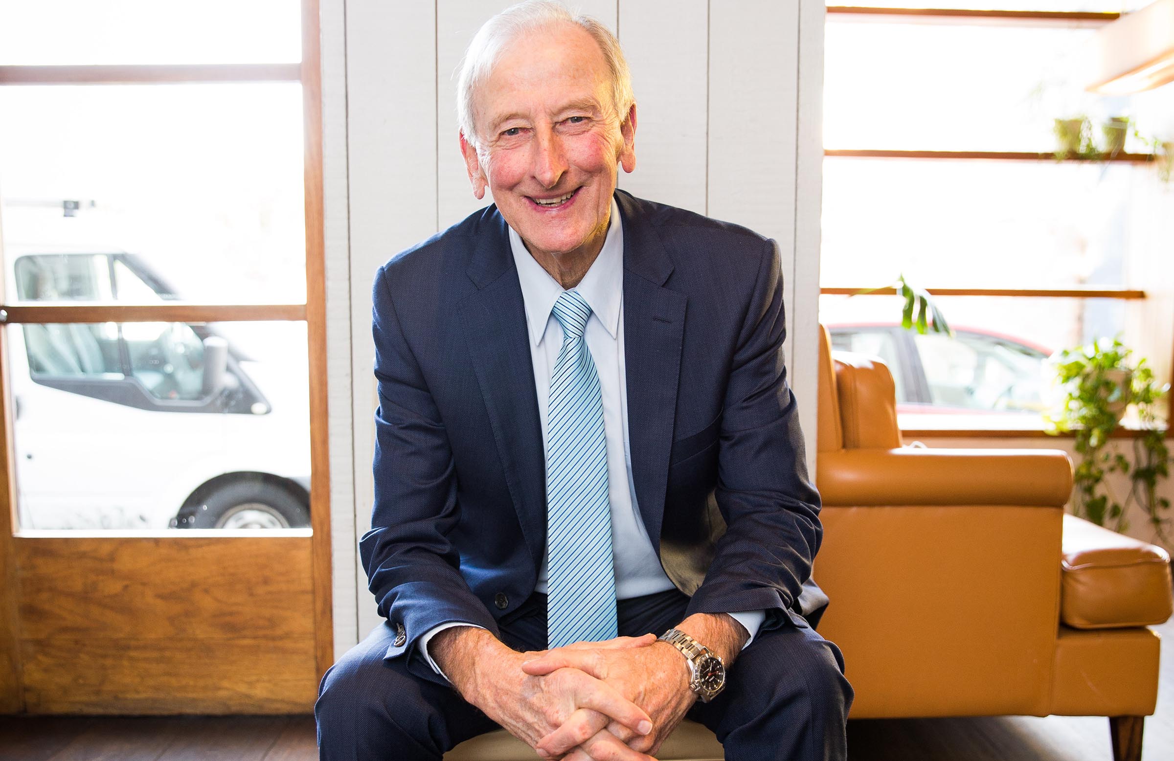 Remembering Bill Lawry: An Icon of Australian Cricket – CFS News