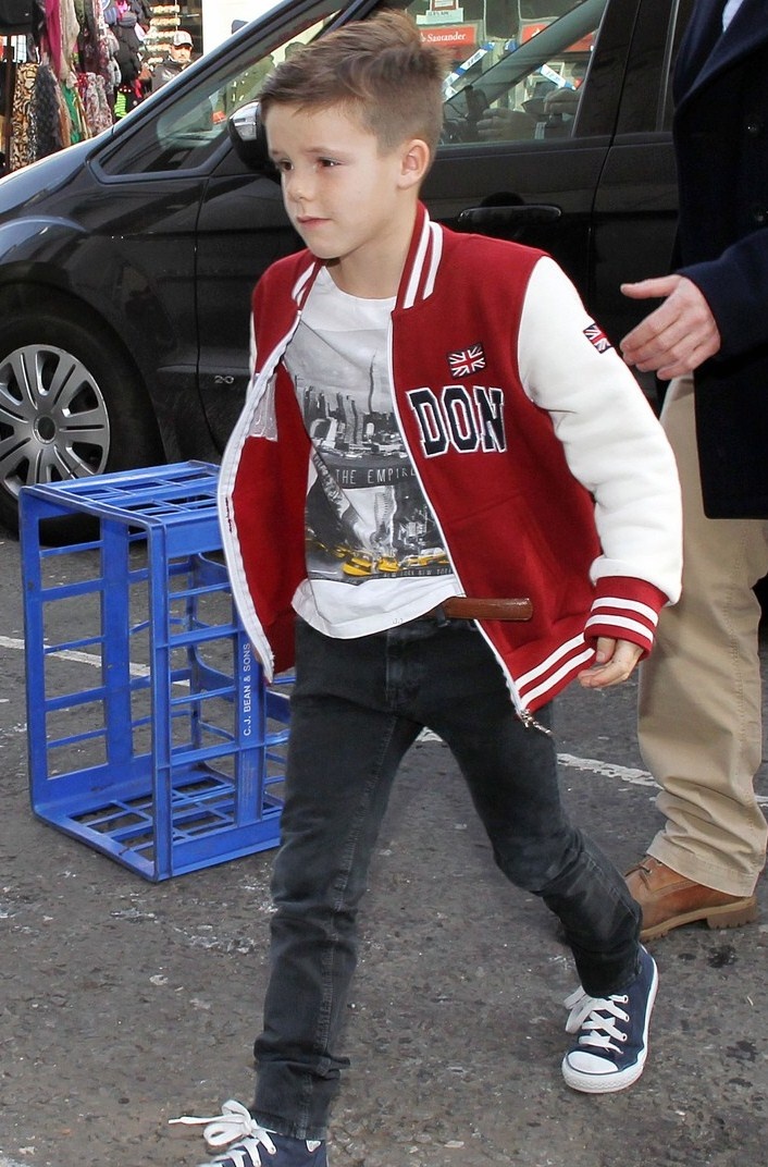 Cruz Beckham: The Young Talent Making Waves in Music and Fashion – CFS News