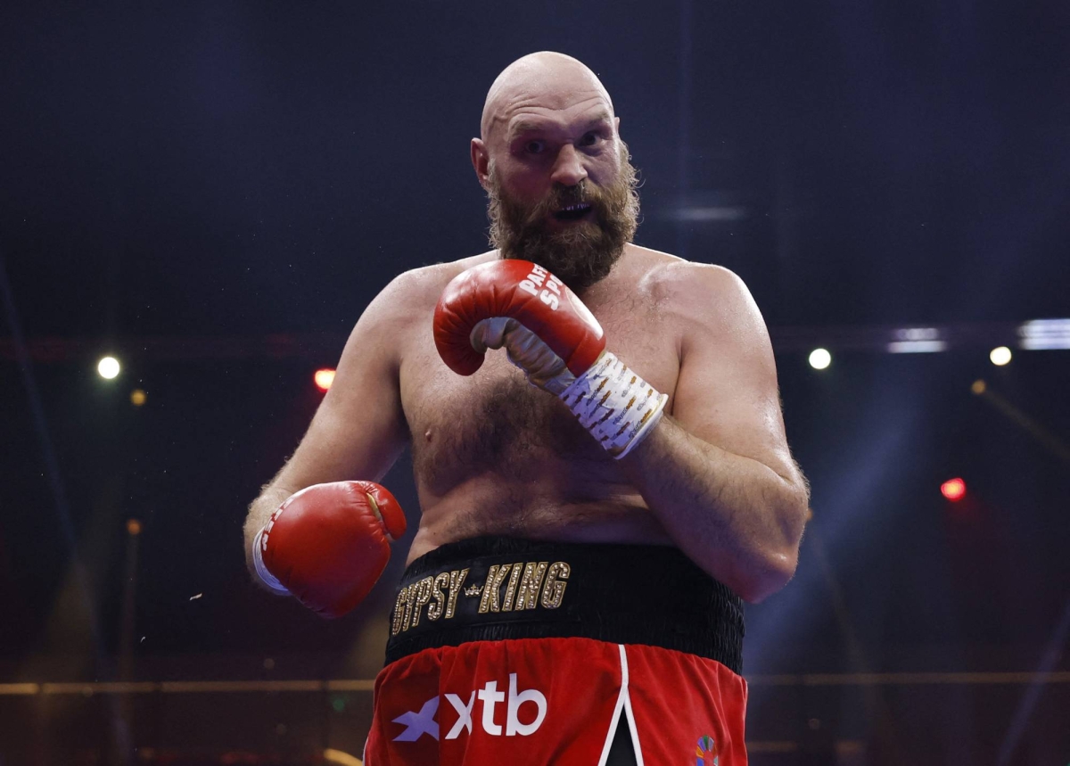 Tyson Fury: The Undefeated Heavyweight Champion – CFS News