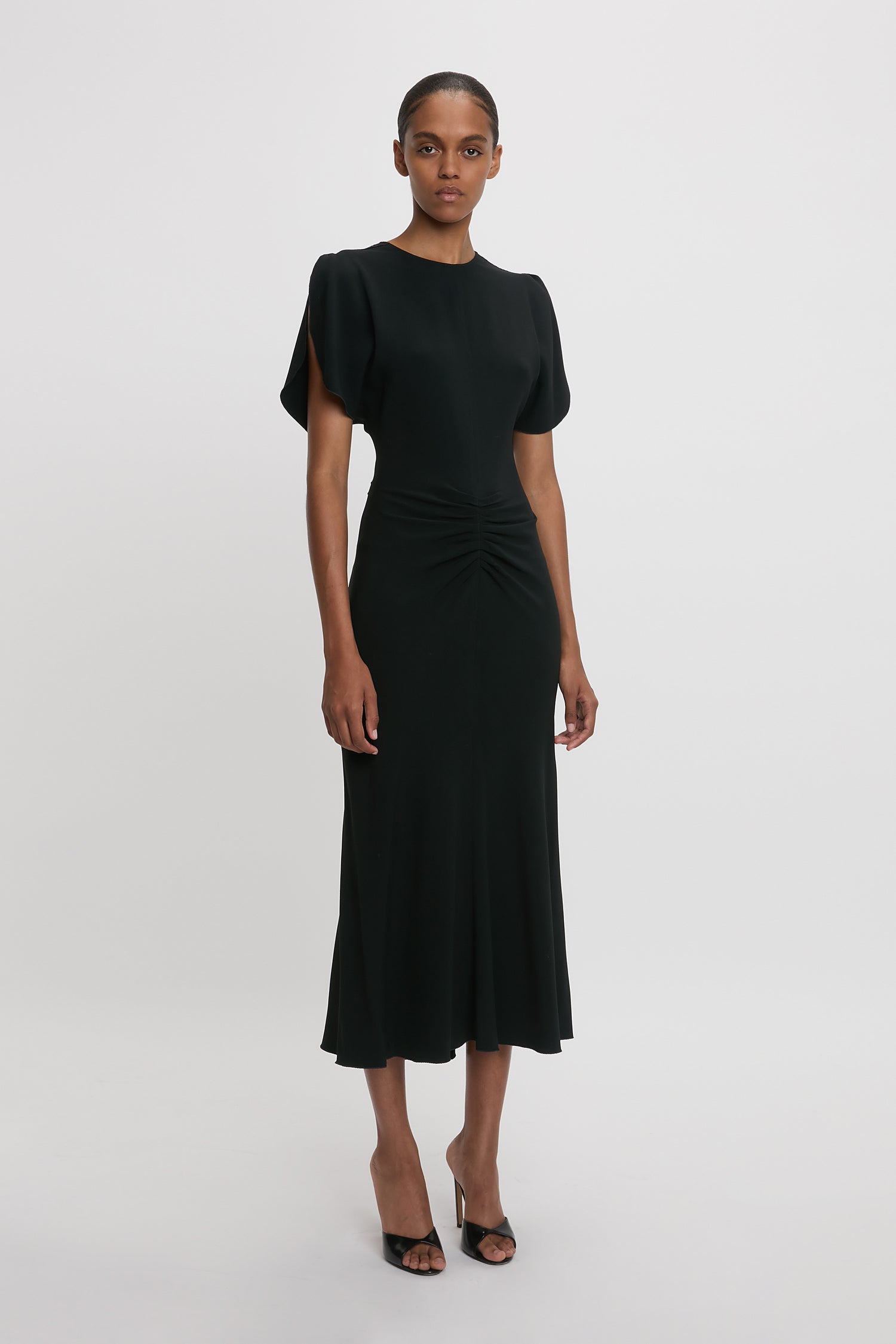 Victoria Beckham’s Transformative Clothing Line – CFS News