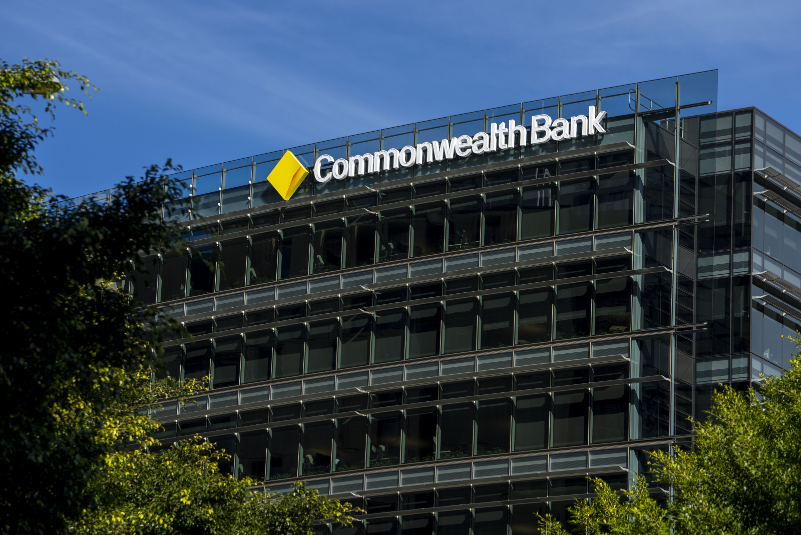 Commonwealth Bank: A Pillar of Australia’s Banking Sector – CFS News